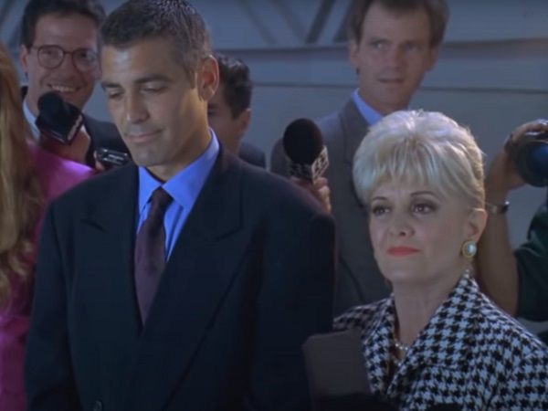 Who is Gossip Gerty in the Batman movies? | I'll Get Drive-Thru